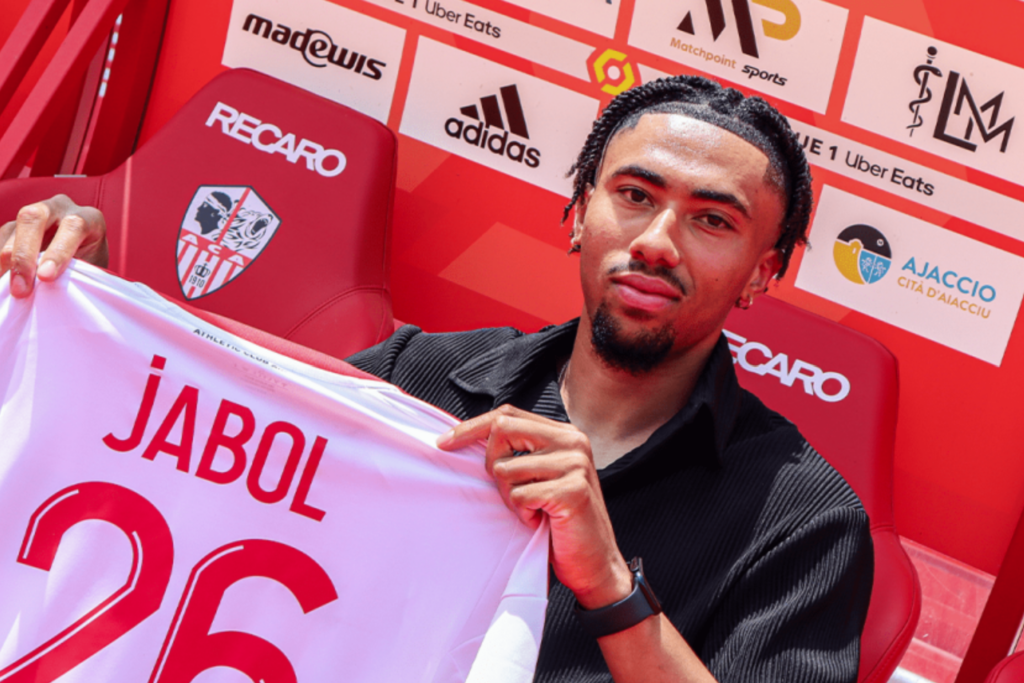 Officiel - L'AC Ajaccio lance déjà son mercato avec une recrue au ...