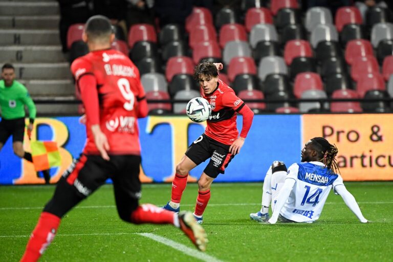 Ligue 2 J13 Les Notes De Guingamp Auxerre 2 1 Maligue2